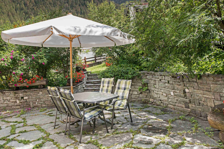 Hotel Alpina Zermatt | Traditional Alpine Hotel